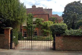 Hosted By Bedford Borough Council: Guise House Aspley Guise