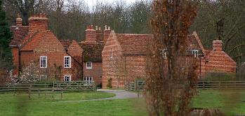 Hosted By Bedford Borough Council: Glebe House Southill