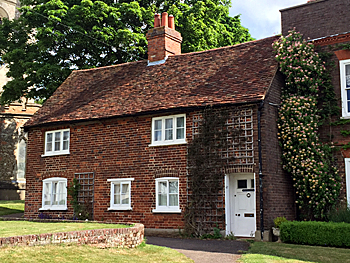 Hosted By Bedford Borough Council: Conger Cottage Toddington