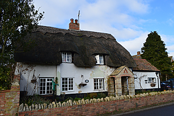 Hosted By Bedford Borough Council: Castle Cottage Yelden